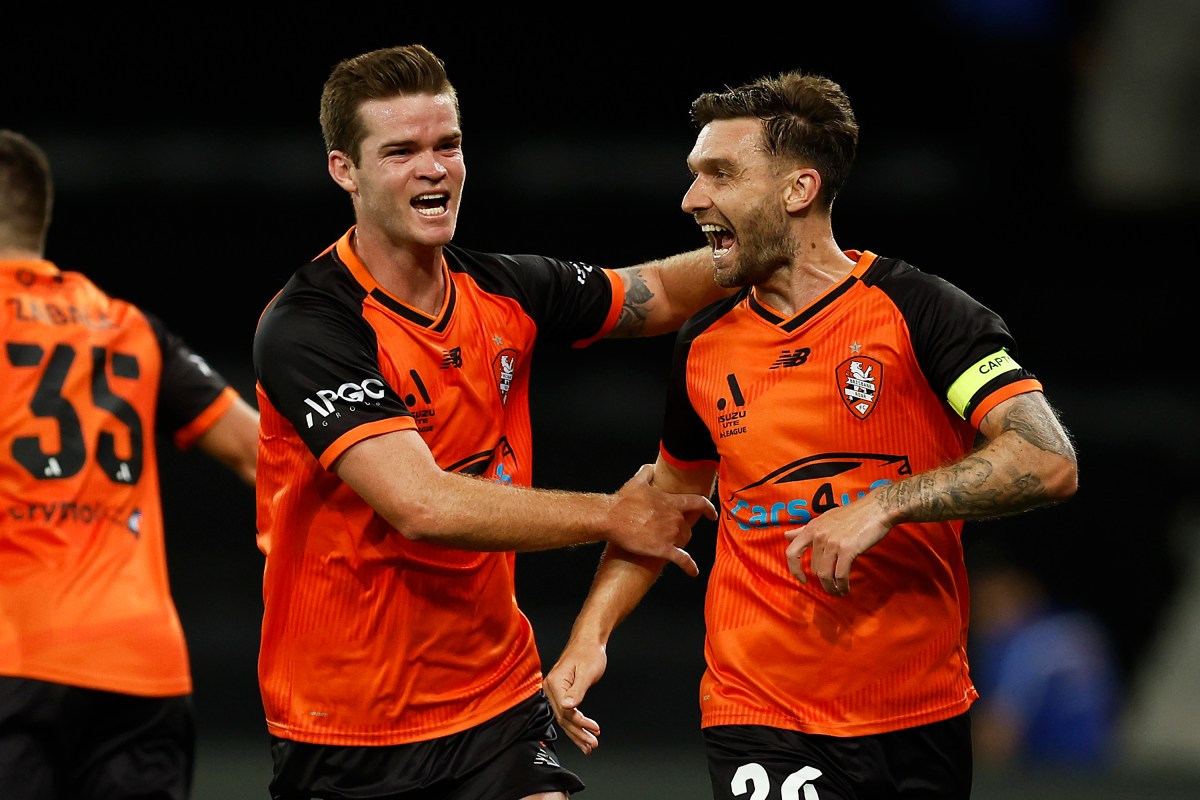 Roar snap up three points in Melbourne - Brisbane Roar