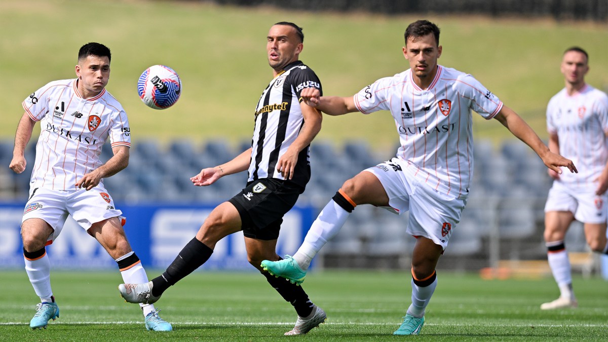 Roar open Isuzu UTE A-League season with point on the road - Brisbane Roar