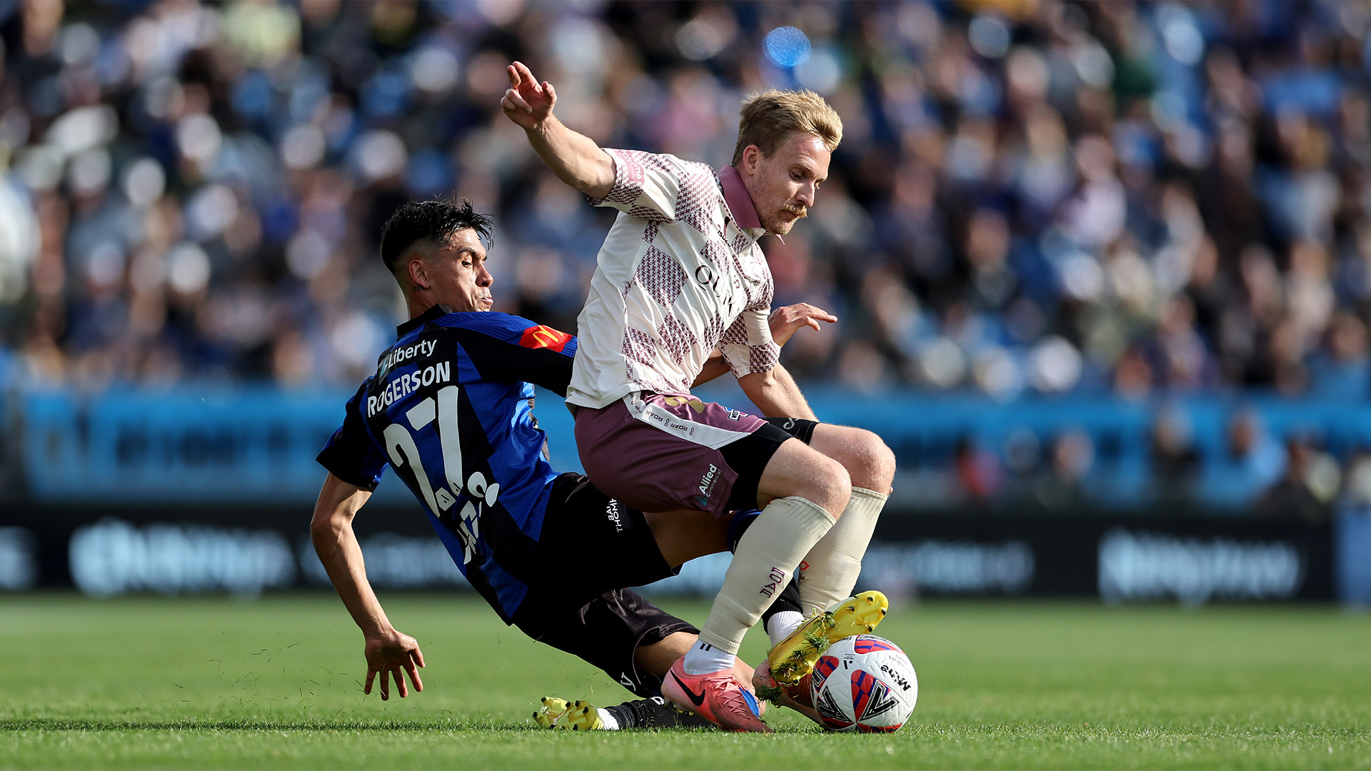 ALM R1 Match Wrap: Auckland FC 2-0 Brisbane Roar - Brisbane Roar